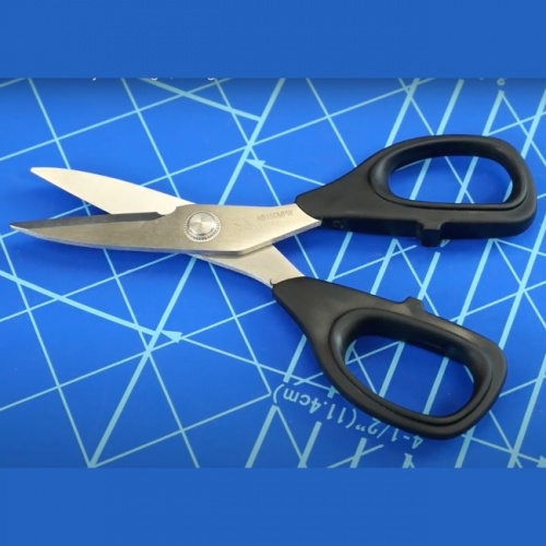 Kai Scissors - The Quilt Shop