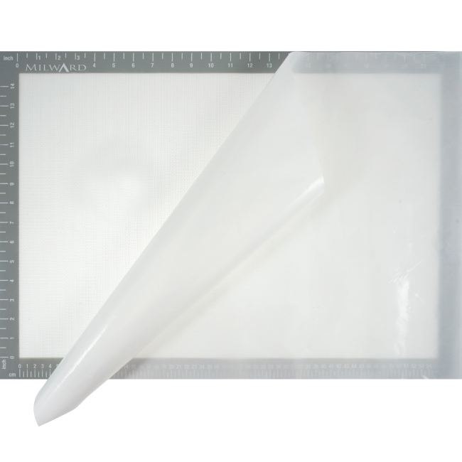 Fusing Mat - Non Stick Silicone - 43.2 x 61cm - Milward | The Quilt Shop