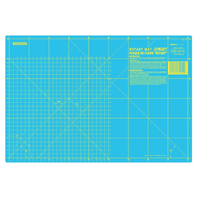Olfa Aqua Self Healing Cutting Mat - 17in x 12in | The Quilt Shop